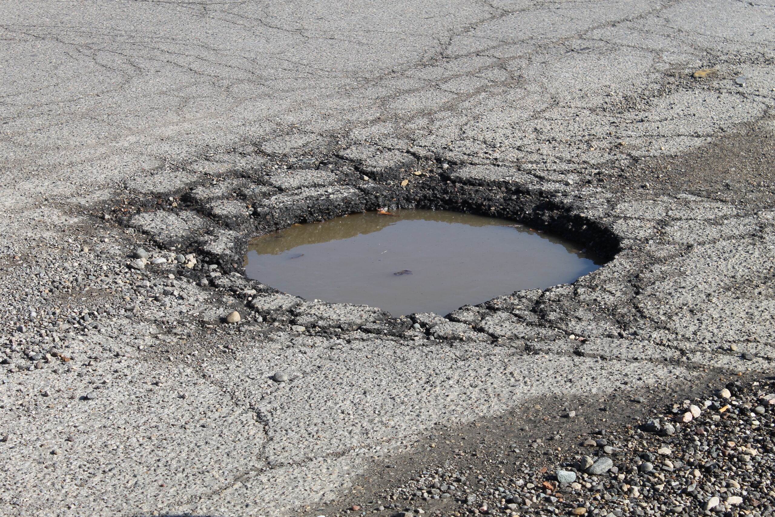 Who Is Held Liable for Road Conditions Causing an Accident | Vaughan ...