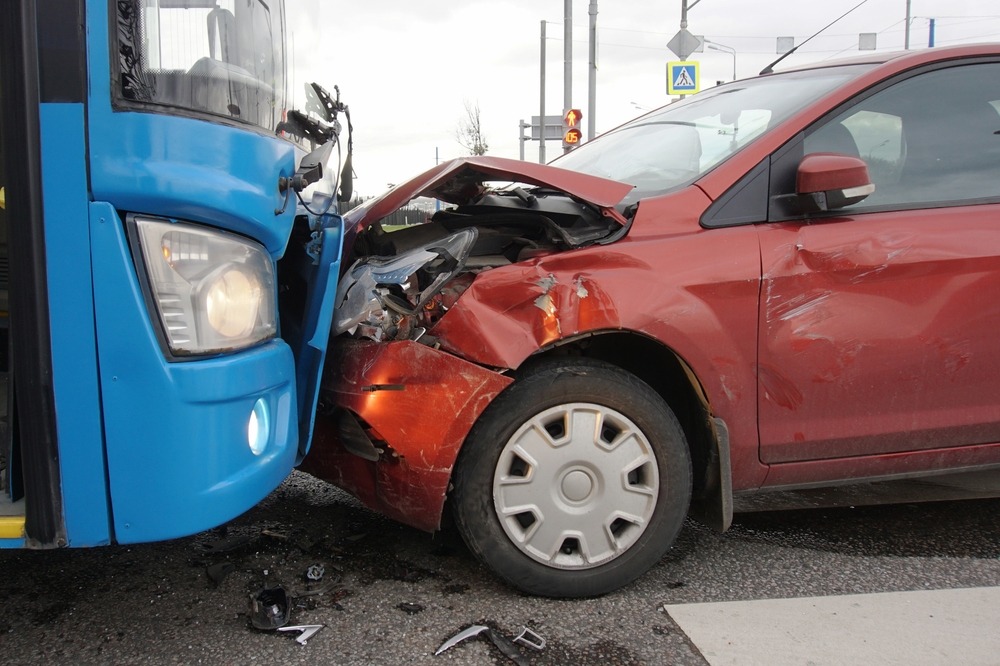 Head-On Collision Lawyer in Evansville | Board Certified